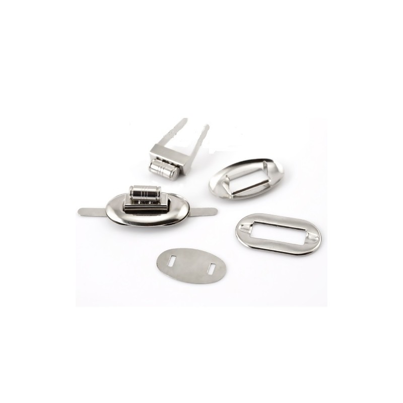 Un fermoir tourniquet papillon de sac ou pochette coloris chromé (01/07)